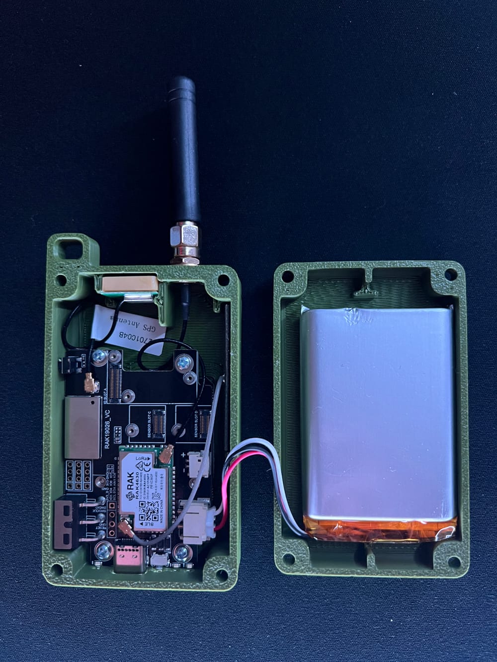 WisMesh Pocket V2 Review: The Ultimate Modular Meshtastic Handheld?